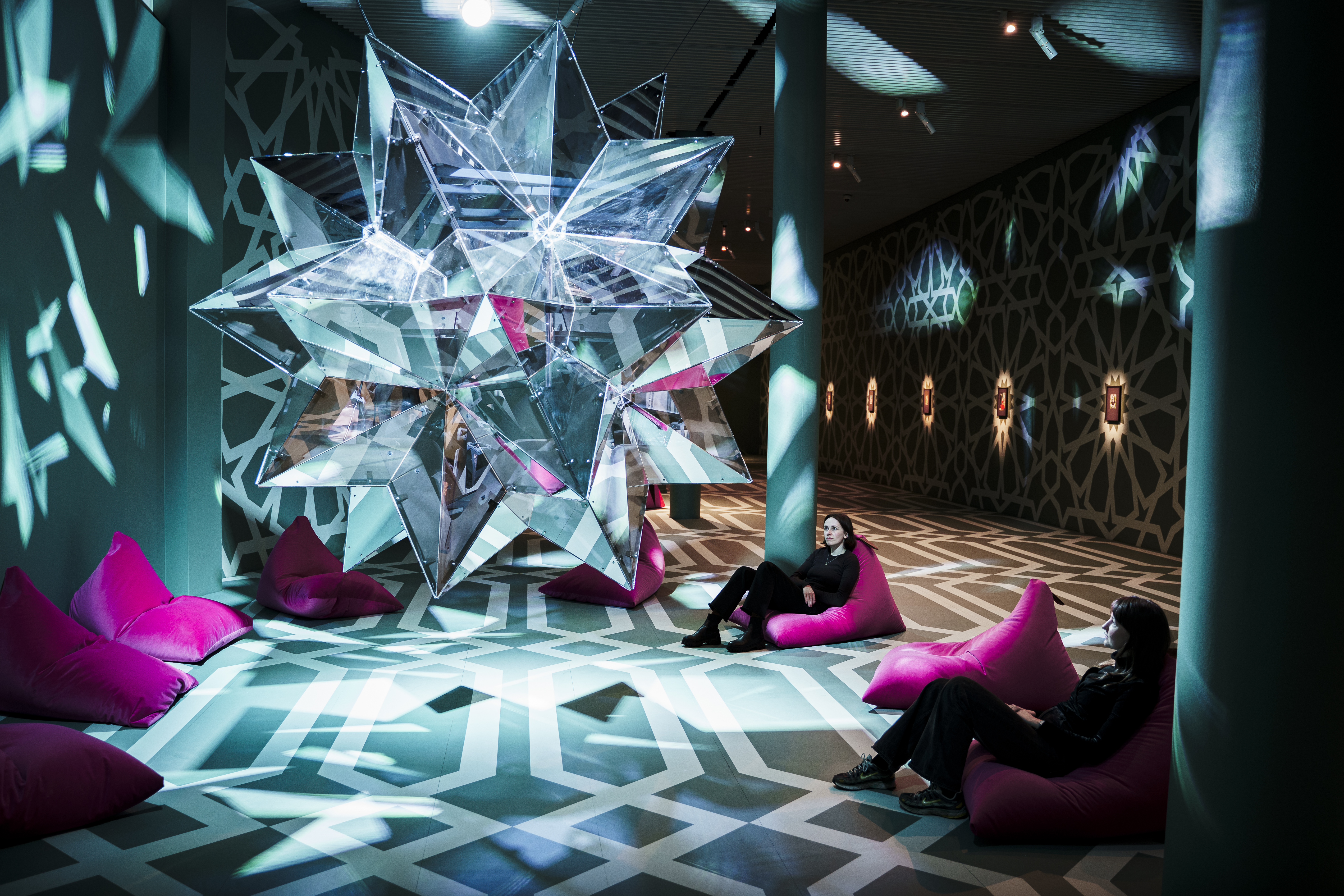 Soheila Sokhanvari – Rebel Rebel - ARoS